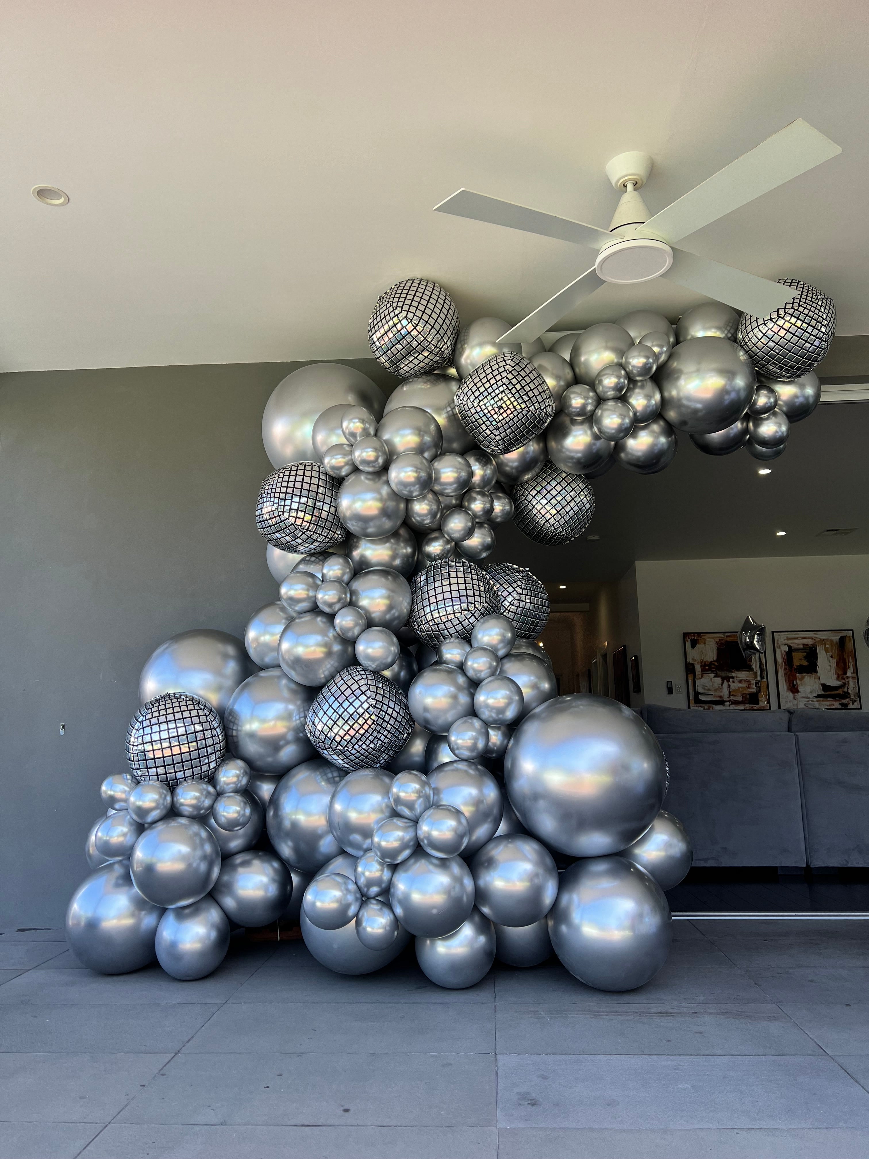 Let’s Party - Silver Themes – Balloon Essentials